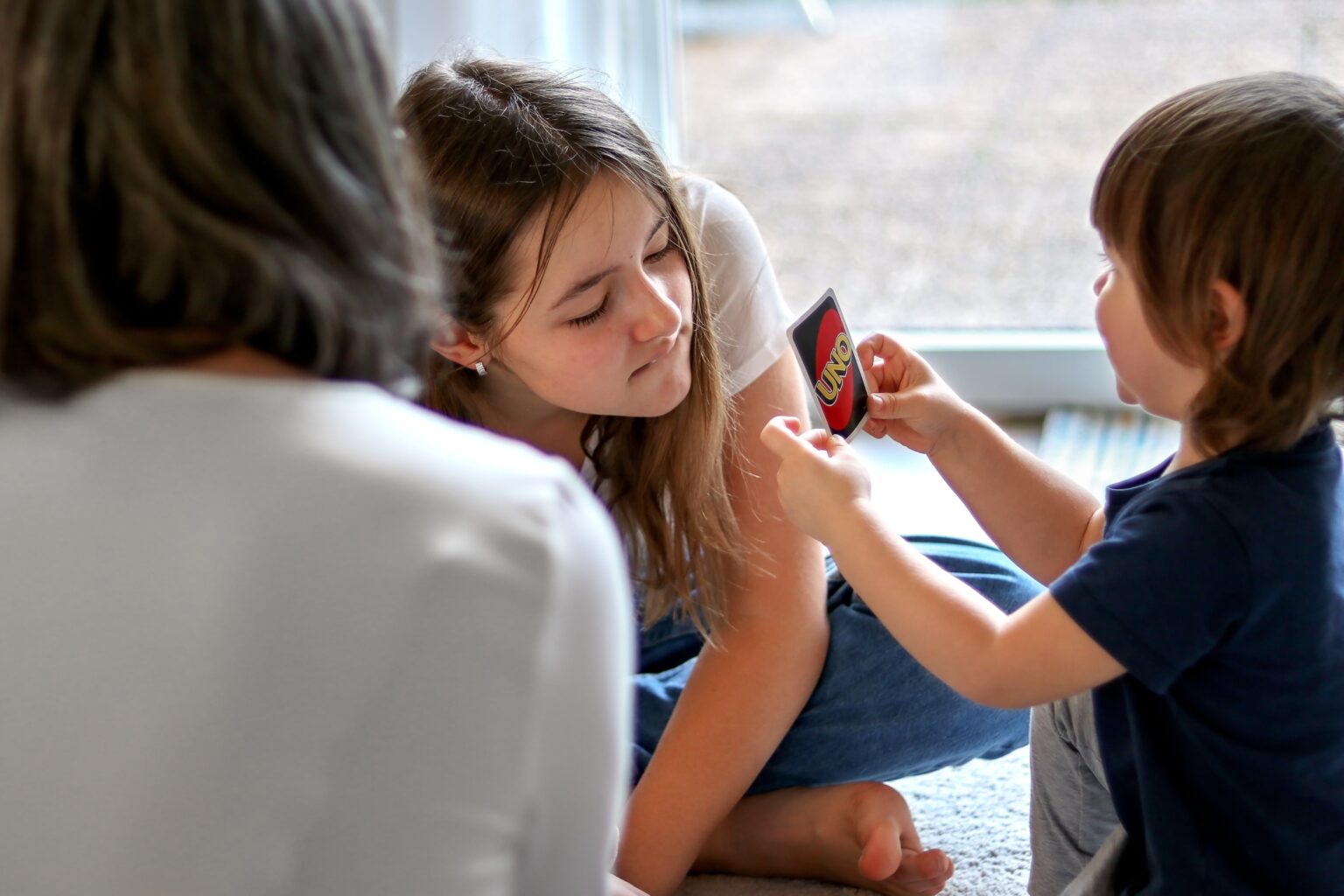 13 Ridiculously Fun Games To Play Sitting Down - MOMtivational