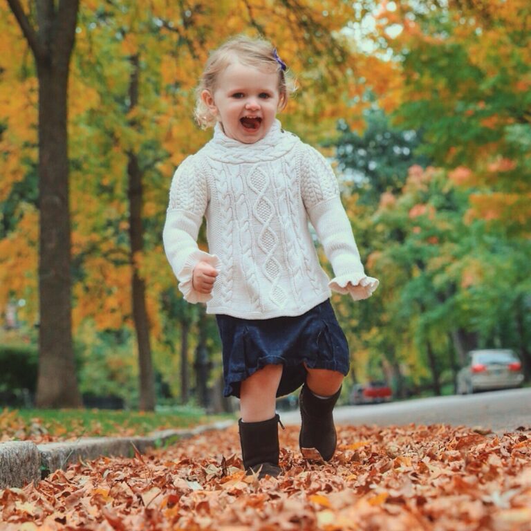 What Size Comes After 5T? (Toddler Sizes Explained!) - MOMtivational