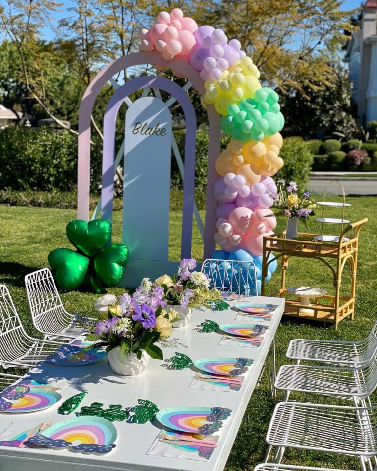 22+ Second Birthday Themes For Girls: From Unicorns to Mermaids ...