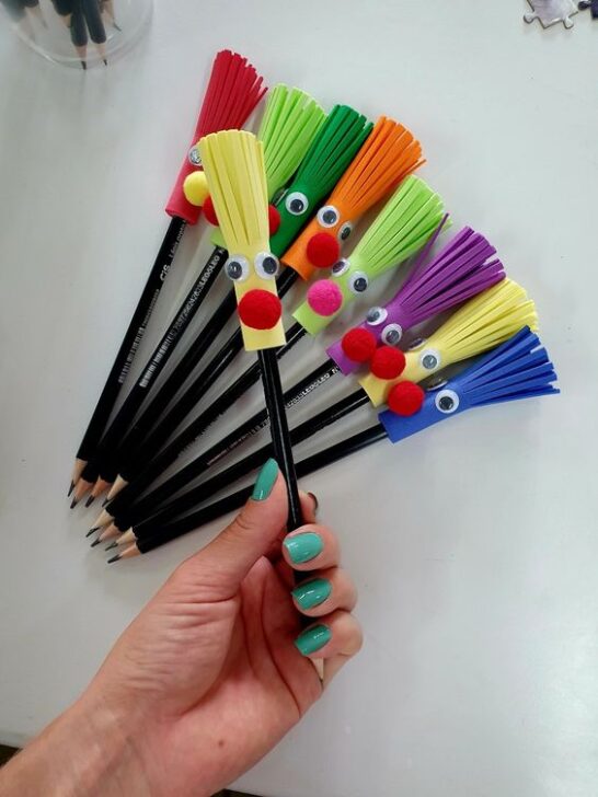 30+ DIY Pencil Toppers: From Monster Mashes to Smiley Splashes ...