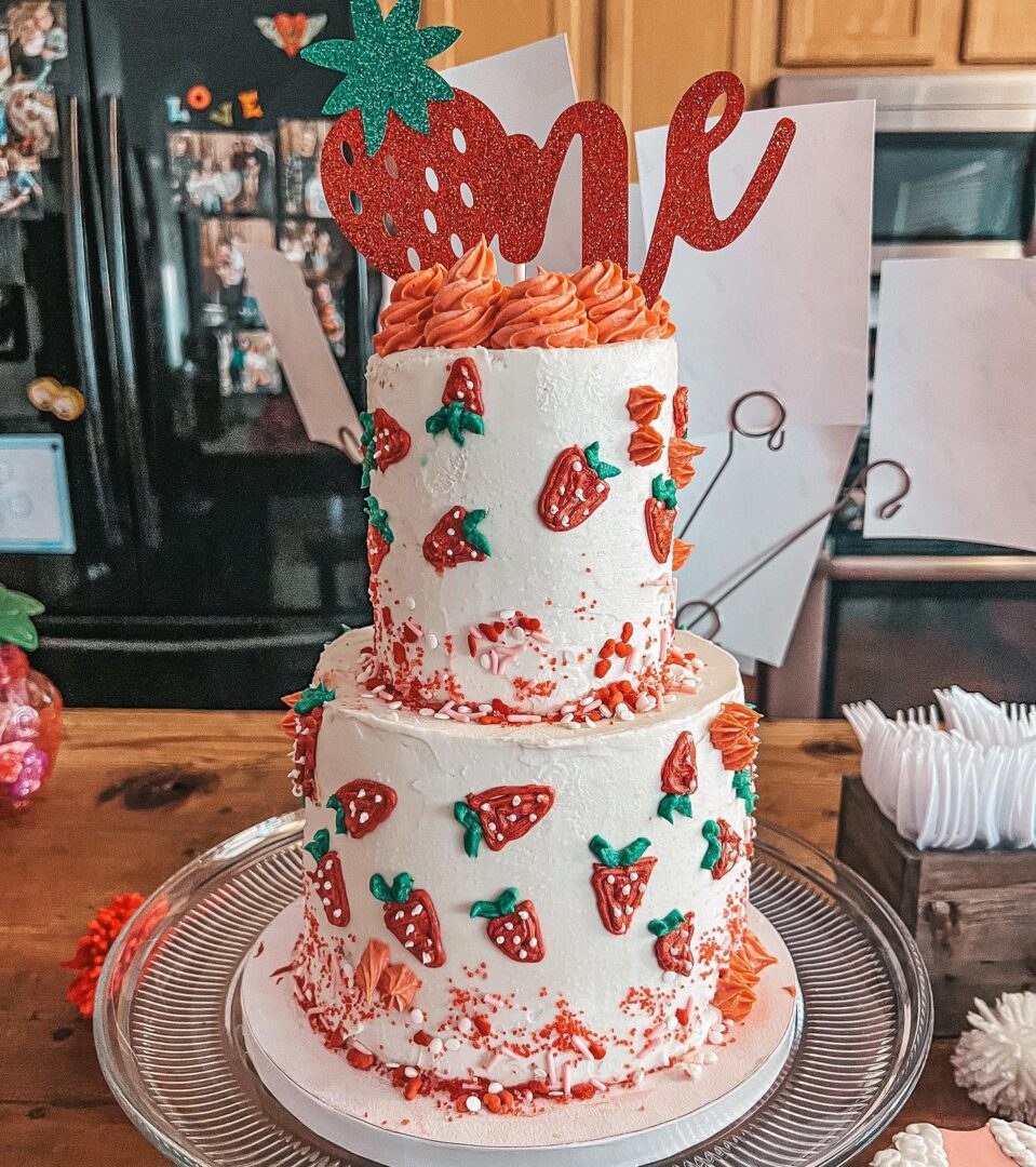 100+ Berry 1st Birthday Ideas: Balloons, Banners, and Berry Good Times ...