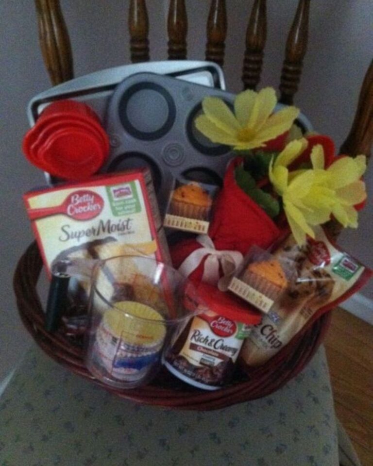 79+ Creative Auction Basket Ideas For Fundraisers & Raffles - MOMtivational
