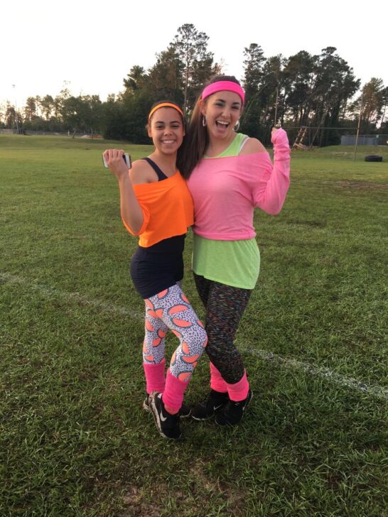 The Best Throwback Thursday Outfit Ideas for Spirit Week - MOMtivational