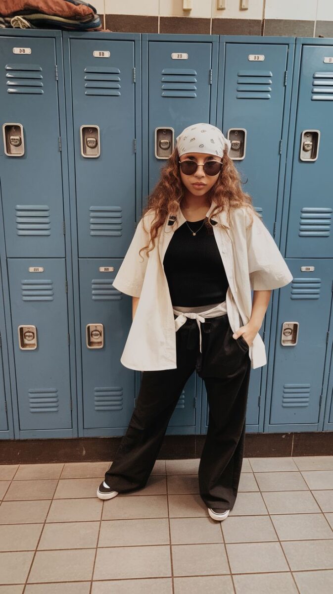 The Best Throwback Thursday Outfit Ideas for Spirit Week - MOMtivational